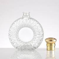 China Custom Make 750ml 700ml Spirit Gin Liquor Whisky Rum Tequila Vodka Glass Bottle With Cap for sale