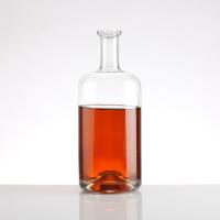 China 700ml 750ml 1000ml Gin Whiskey Liquor Glass Bottle with Aluminum Plastic PP Collar for sale