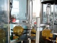 China Automatic 5L Edible Oil Filling Machine With Screw Cap , Oil Bottle Filling Machine for sale
