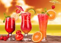 China PLC Control Fruit Juice Filling Machine For Beverage Factory SUS304 Silvery White for sale