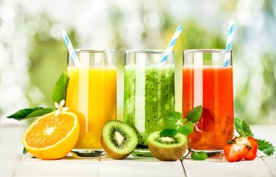 China Automatic 4 In 1 Juice Filling Machine 4000 - 6000 BPH Bottle Filling Equipment for sale