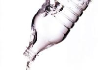 China Drinking water filling equipment  2000-4000BPH Capacity for sale