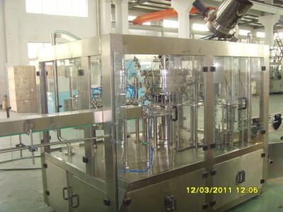 China 330-2000ml Carbonated Drink Filling Machine , Glass Bottle Sparkling Water Filling Machine for sale