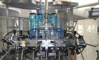 China Automatic Glass Bottle Sparkling Water / Soft Drink Filling Machine For PET Bottle for sale