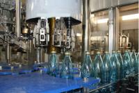 China Automatic Glass Bottle Sparkling Water / Soft Drink Filling Machine For PET Bottle for sale
