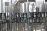 China 0.5L Water Bottle Filling Machine PLC Controled / Liquid Filling Line for sale