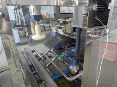 China SS304 5 Gallon Water Filling Machine 20L For Carbonated Drinking PET Bottle for sale