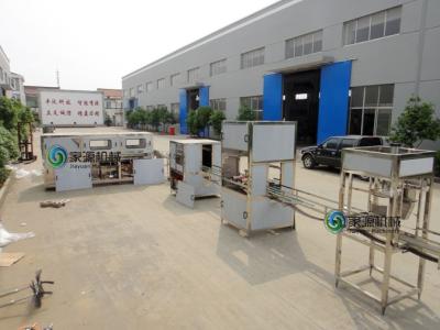 China SS304 Linear 5 Gallon Water Filling Machine , 900bph Water Filling System for sale