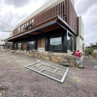 China Q355B Material Steel Prefabricated Houses with 50+ Years Lifespan and Fast Construction for sale