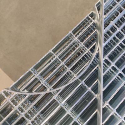 China Pressure Welded Steel Metal Grating Corrosion Resistant for sale