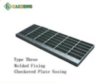 China T3 Steel Grate Stair Treads 30mm Bearing Bar Pitch Hot Dip Galvanized for sale