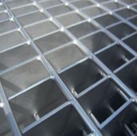 China Pressure Welded Stainless Steel Grating 30mm Bearing Bar Pitch 100mm Cross Bar Pitch for sale