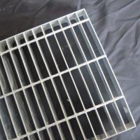 China Antiskid Serrated Steel Metal Grating Bearing Bar Pitch 30mm Hot Dip Galvanized for sale