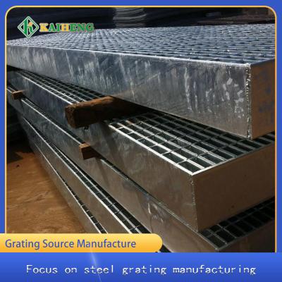 China Hot Dip Galvanized Heavy Steel Grating 100mm x 10mm High Load Capacity Walkway for sale