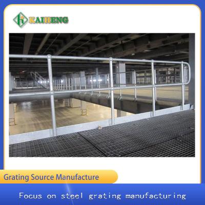 China Hot Dip Galvanized Steel Grating Platform Plate 50mm Cross Bar Spacing for High Altitude Industrial Use for sale