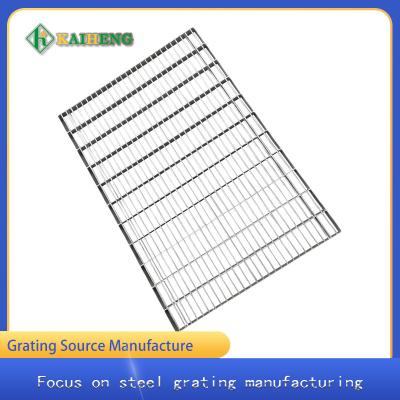 China Hot Dip Galvanized Pigeon Cage Flooring Panels G253 100x20mm Steel Mesh for sale