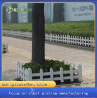 China PVC Lawn Welded Mesh Fencing 300-600mm Height Green Belt Border Fence Guardrail for sale