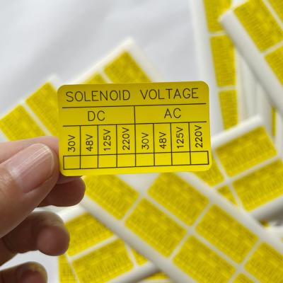 China Custom Die Cut Vinyl Tamper Seal Stickers Synthetic Paper Waterproof 100 Rolls MOQ for sale