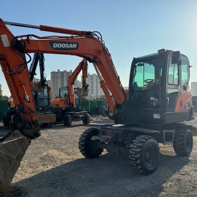 China 48KW Used DOOSAN Excavator Machine Doosan DX60W Hydraulic Crawler Excavator 5550 kg for sale