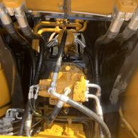 China Infrastructure Building Crawler Type Used Excavator Sany 215 Heavy Duty 21900 kg for sale