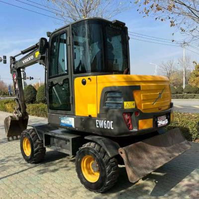 China VOLCO EC60 Used Excavator Machine Multifunctional Crawler 2nd Hand Diggers for sale