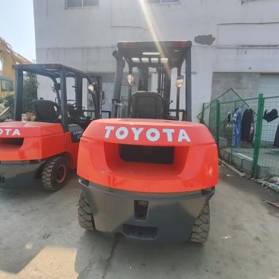 China 5 Ton Used Forklift Toyota 50 2nd Hand Forklift With 3.5m Lifting Height for sale