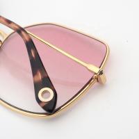 China Custom Ladies Stylish Lifestyle Sunglasses Women Pentagon Shaped Metal Sunglasses for sale