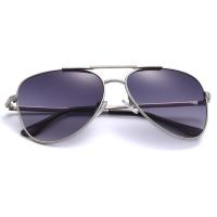 China Fashion Oversized Metal Polorized Lifestyle Sunglasses For Outdoor for sale