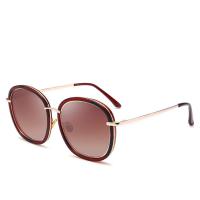 China Ladies Fashion Sunglasses High Temperature Resistance For Travelling / Decoration for sale