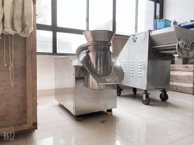 China Customized Density Industrial Mixing Machine with 220V Voltage for Consistent Results for sale