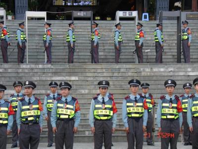 China Deep Search Security Walk Through metal detector safety Airports , Prisons , Asset Protection for sale