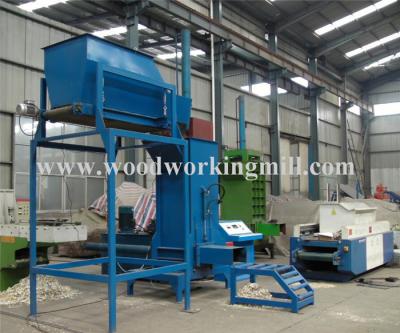 China Automatic baler machine for packing wood shavings or wood sawdust for sale
