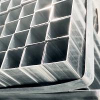 China Zinc Coated 40*40 50*50 1.5mm Thickness Steel Pipe Welded Galvanized Square Tubes for sale