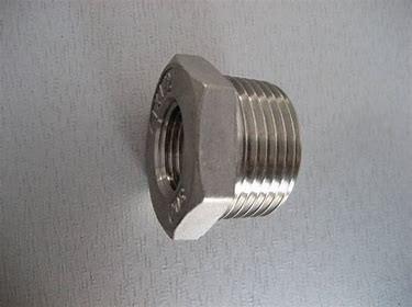China Brass Fittings Bushing Welded UNS70600 NPT Thread Copper Pipe Fittings Bushing Forged Fittings for sale