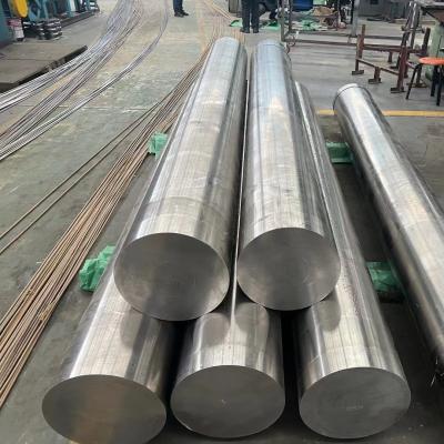 China ASTM JIS DIN Steel Alloy Round Bar Hot Rolled in Silver and Golden Color Palette for sale