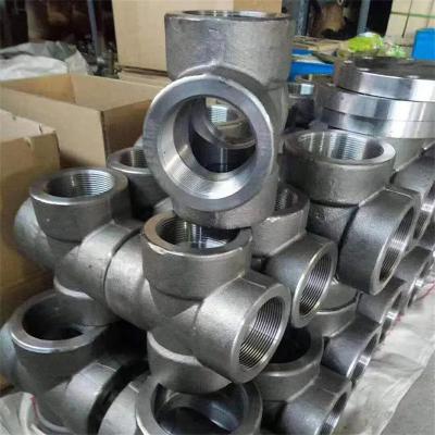 China EN DIN Standard Alloy Steel Pipe Fittings Various Shapes And Sizes For Sal for sale