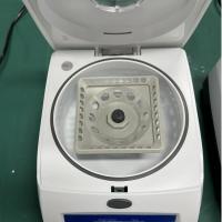 China Portable Hematocrit Blood Centrifuge Machine 12000Rpm Mini Size for sale