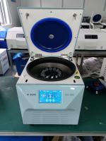 China Compact Benchtop Blood Centrifuge Low Speed with 400ml Capacity and Cooling Feature for sale