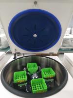 China Large Volume 4x500ml Clinical Centrifuge with 4588xg Force and ISO13485 Certification for Serum Plasma Separation for sale