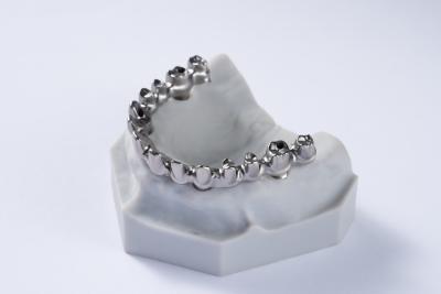 China Multiple Missing Teeth Implant Hybrid Prosthesis For Chewing And Speaking Restoration for sale