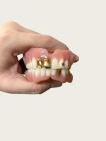 China Full Range Dental Lab Service Multi Layered Monolithic Zirconia Crowns for sale