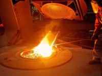 China Brown Dry Ramming Mass Powder for Induction Furnace Lining - 1600°C Temperature Resistance for Ferrous Metal Smelting for sale