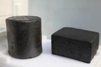 China Black Plastic Refractory Material for Fireplace & Ladle Maintenance - High Heat Mortar Up to 1800°C for sale