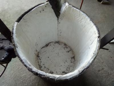 China 1250°C Thermal Insulation Refractory Sealing Strip - Ceramic Fiber 10mm Thickness for Industrial Applications for sale