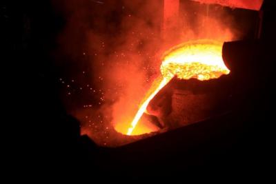 China Dry Refractory Ramming Mass for High Temperature Furnaces - 1800°C Rating, 2.8-3.2 g/cm³ Density for sale