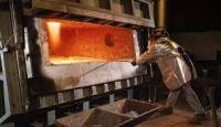 China Matt Surface Finishing Dry Ramming Mass Featuring Excellent Thermal Shock Resistance Designed for Reactors and Heavy Duty Industrial for sale