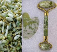China Anti-Wrinkles Jade Roller and Gua Sha Massager Set with Customized Logo Packaging Box for sale