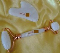 China Face Natural Crystal Gua Sha Beauty Facial White Jade Roller for Collagen Production for sale