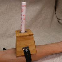 China 23. Natural and Effective Chinese Bamboo Single Hole Moxibustion Box for Body Wellness for sale