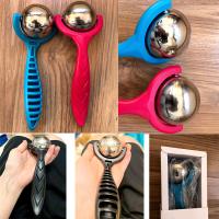 China Class I Handheld Ice Massage Ball Stainless Steel Ice Globes for Face Beauty Ice Ball for sale